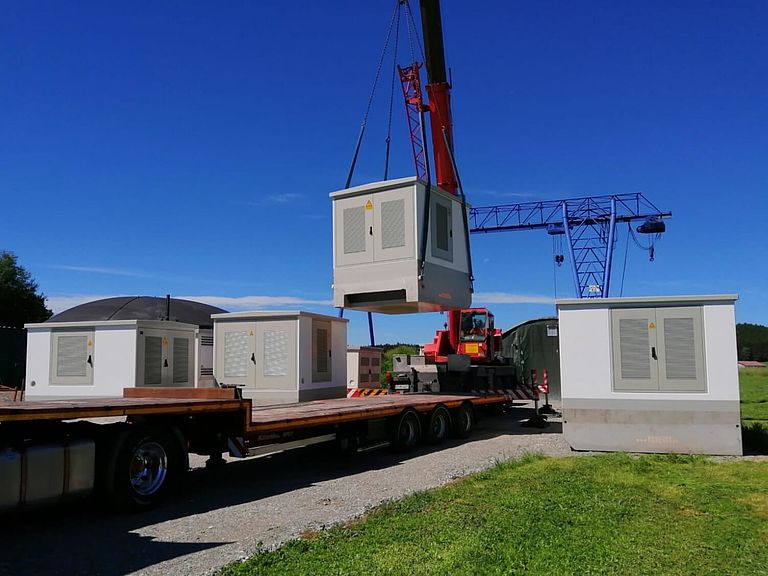 Referenzen Trafostationen, Schaltstationen, mobile Trafos | Befra ...